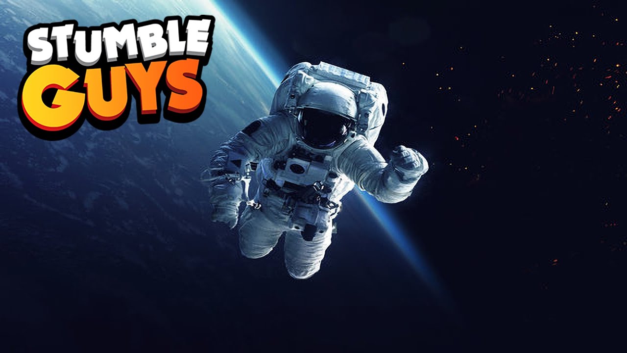 ASTRONAUT Flies Into Space STUMBLE GUYS - YouTube