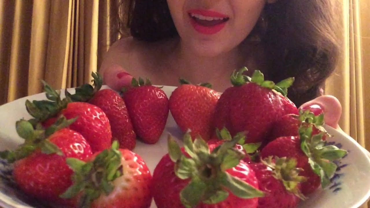 ASMR Eating Pudding, Strawberries, Cherries, Rasberries and Whipped ...