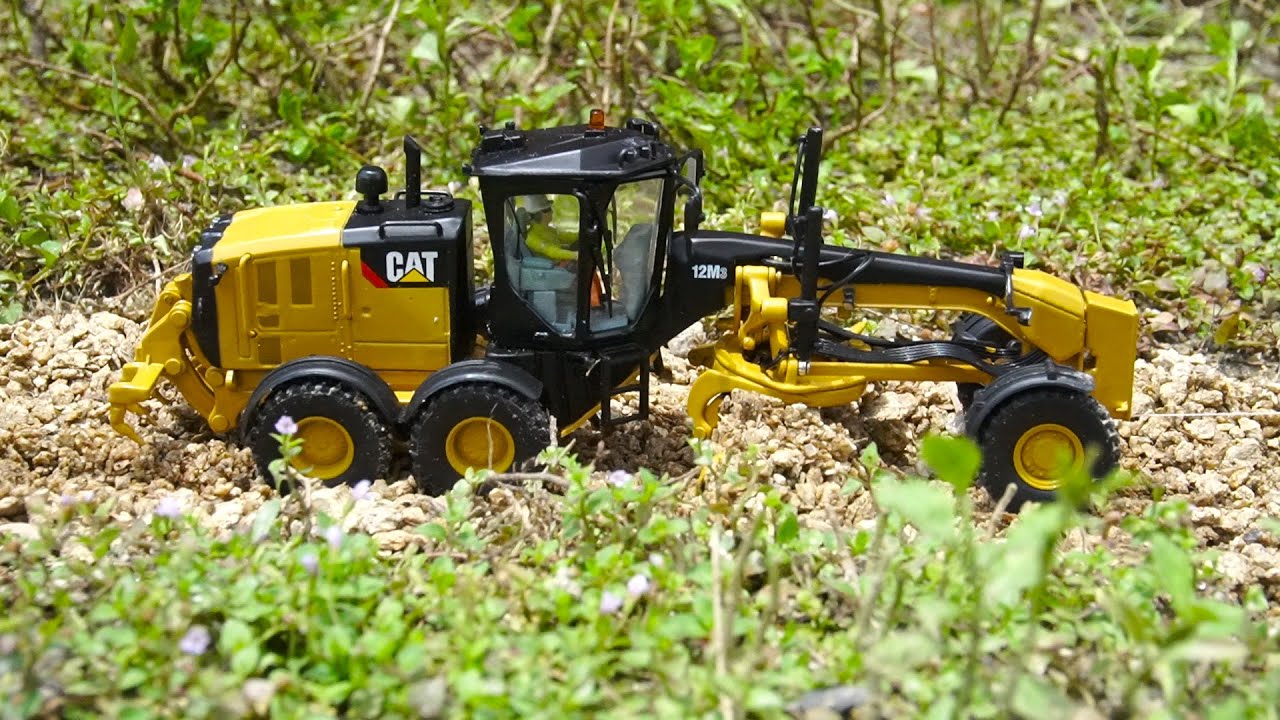 Mini Cat 12M3 Motor Grader Starting New Project Operating Techniques ...