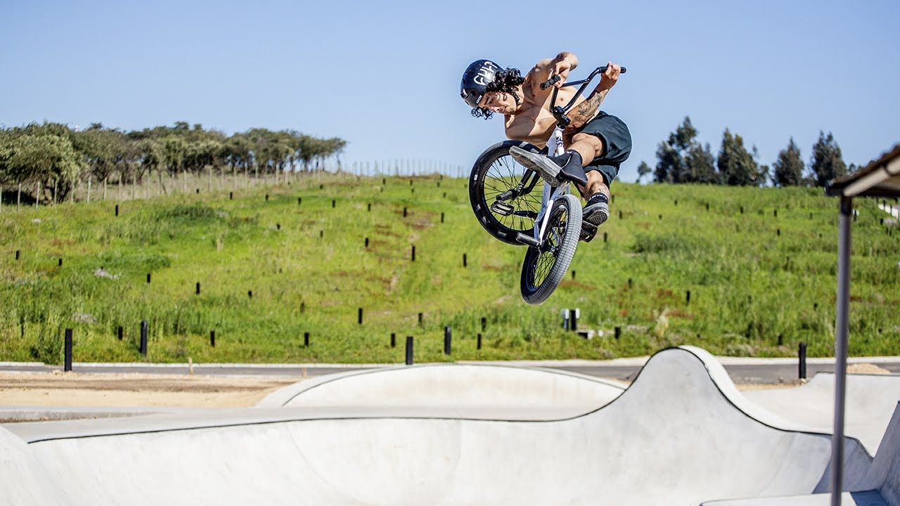 BMX Matanzas ft. Andres Gatica - YouTube