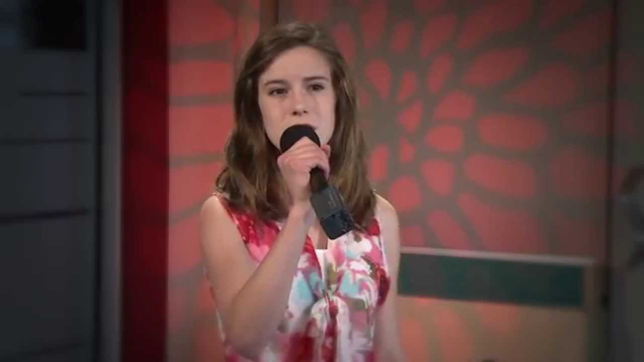 Rachel Layne sings O Canada - YouTube