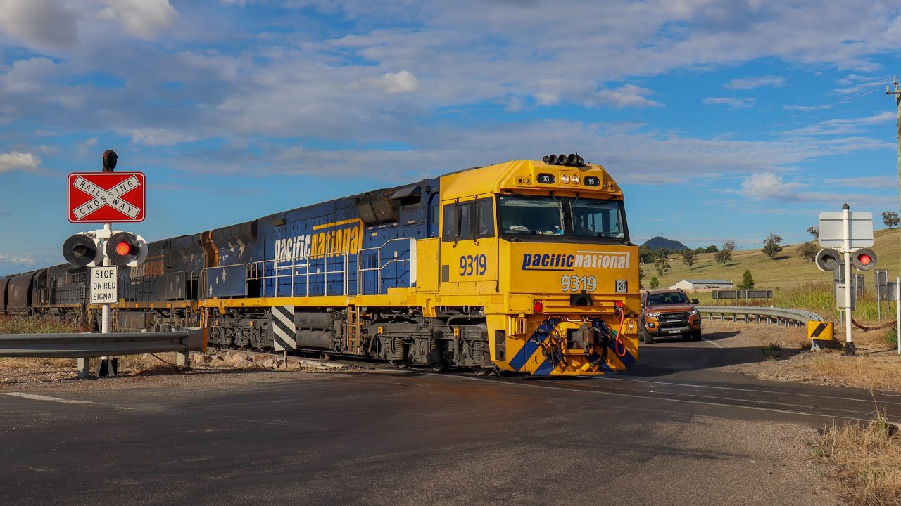 Single Street, Werris Creek, NSW | ARTC Railway Crossing - YouTube