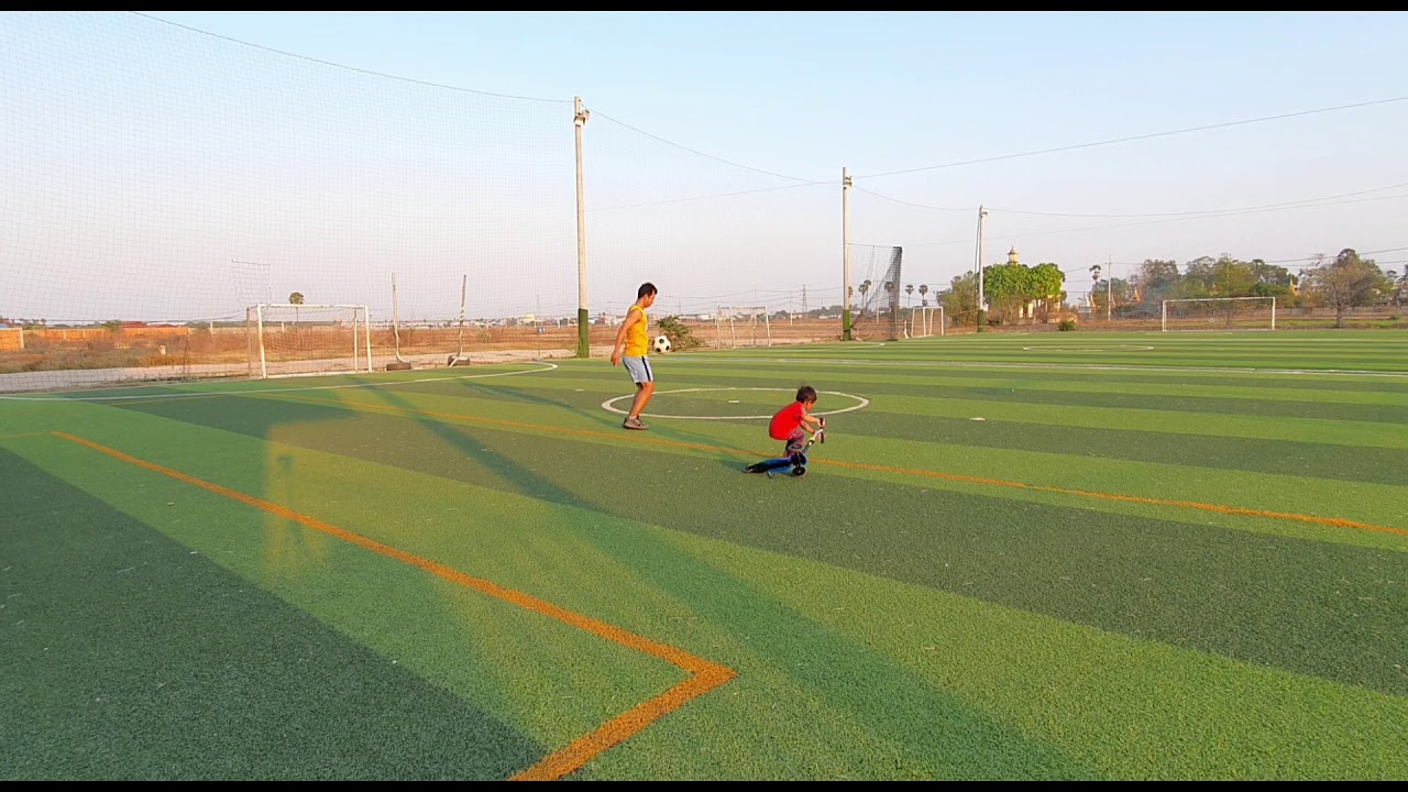 Patavy trains with her personal coach - YouTube