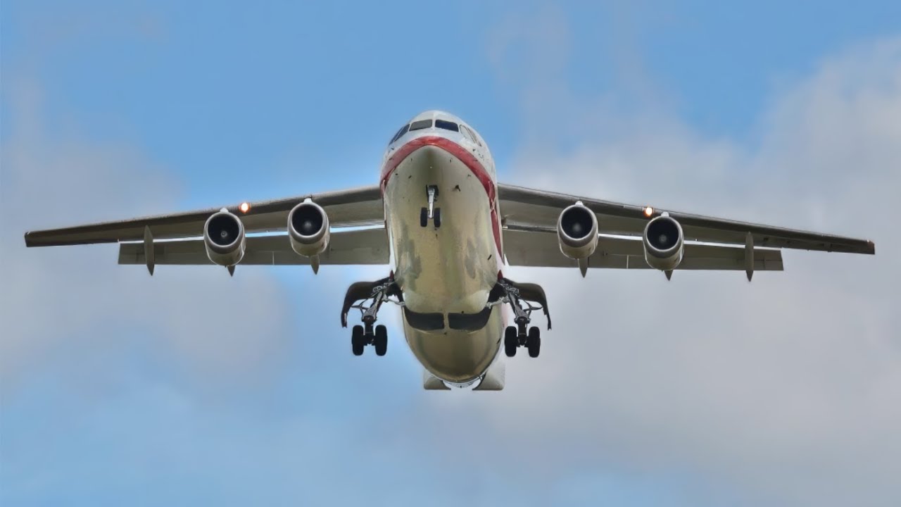 RARE Avro RJ100 DOUBLE GO AROUND and Landing at Norwich Airport - YouTube