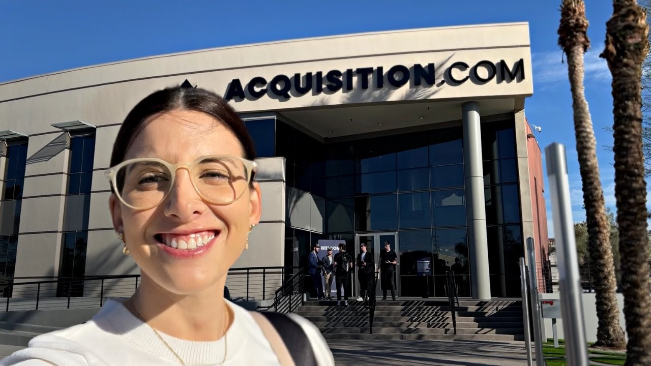 En Las Vegas (ALEX HORMOZI, Leila Hormozi y Acquisition.com) - YouTube