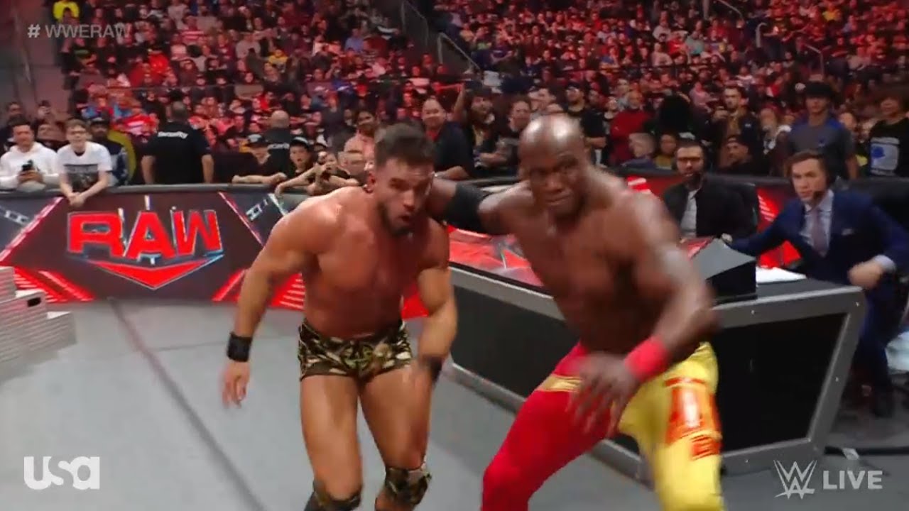 Bobby Lashley attacks Austin Theory - WWE RAW 11/21/2022 - YouTube
