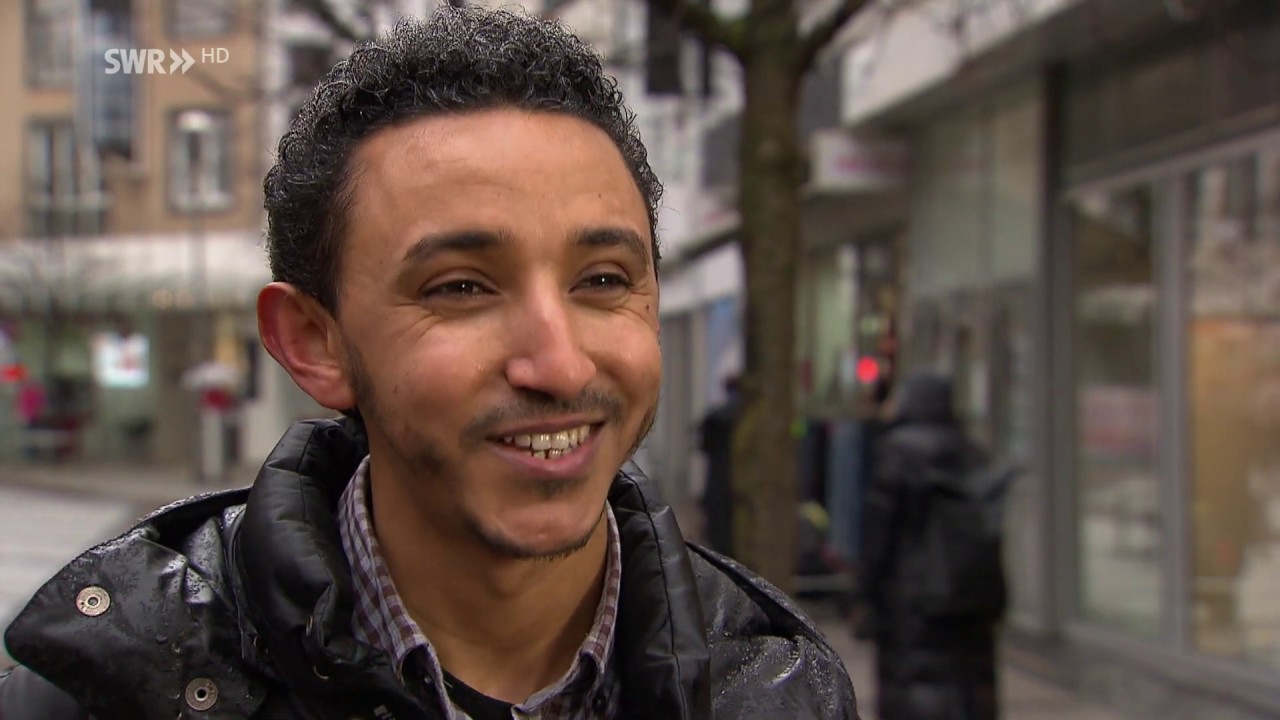 Dokumentarfilmer Solomon Tsehaye aus Eritrea – Landesschau RLP - YouTube