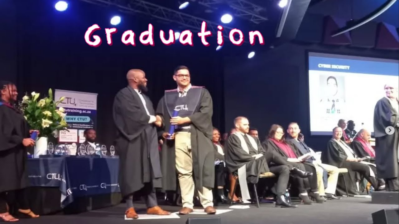 Graduation - Tinyoss Gaming Vlog - YouTube