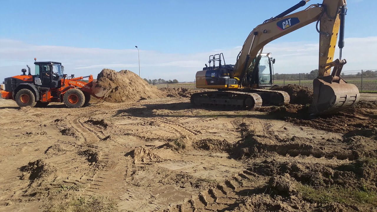 CAT 330 D2L - YouTube