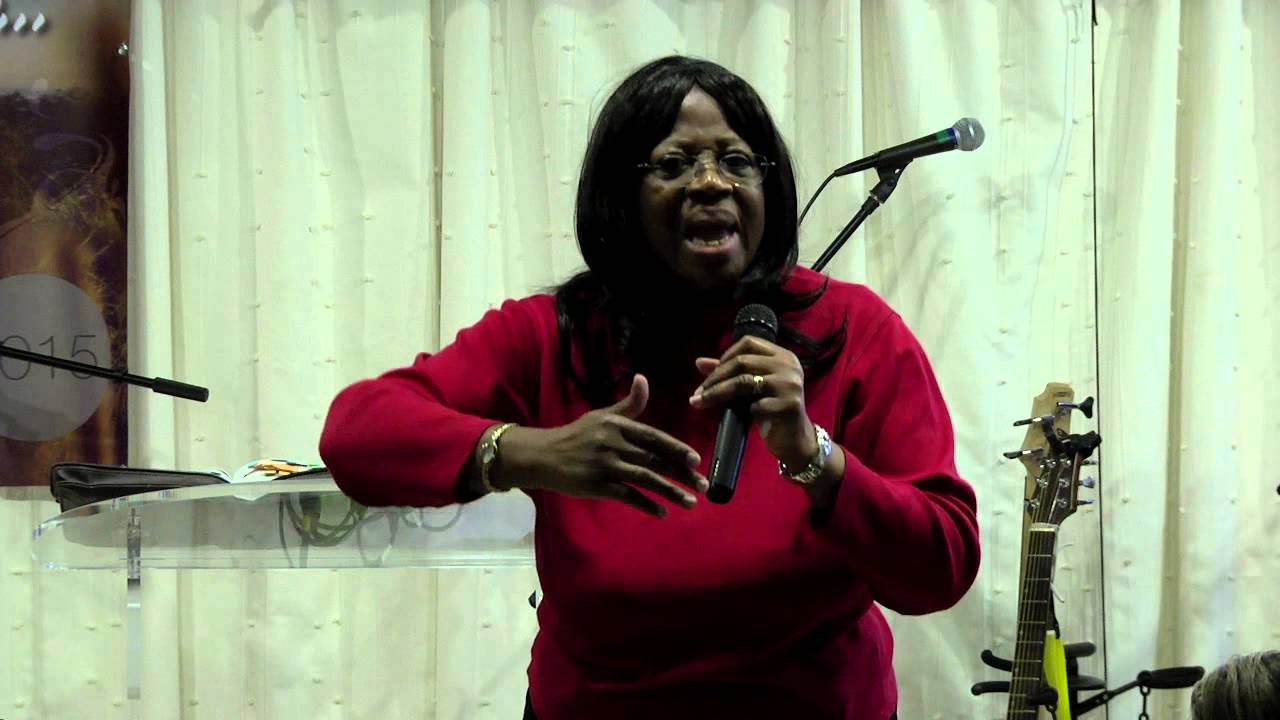 38 - La prière, le fondement de la vie chrétienne - Pasteur Kemi Ajayi ...