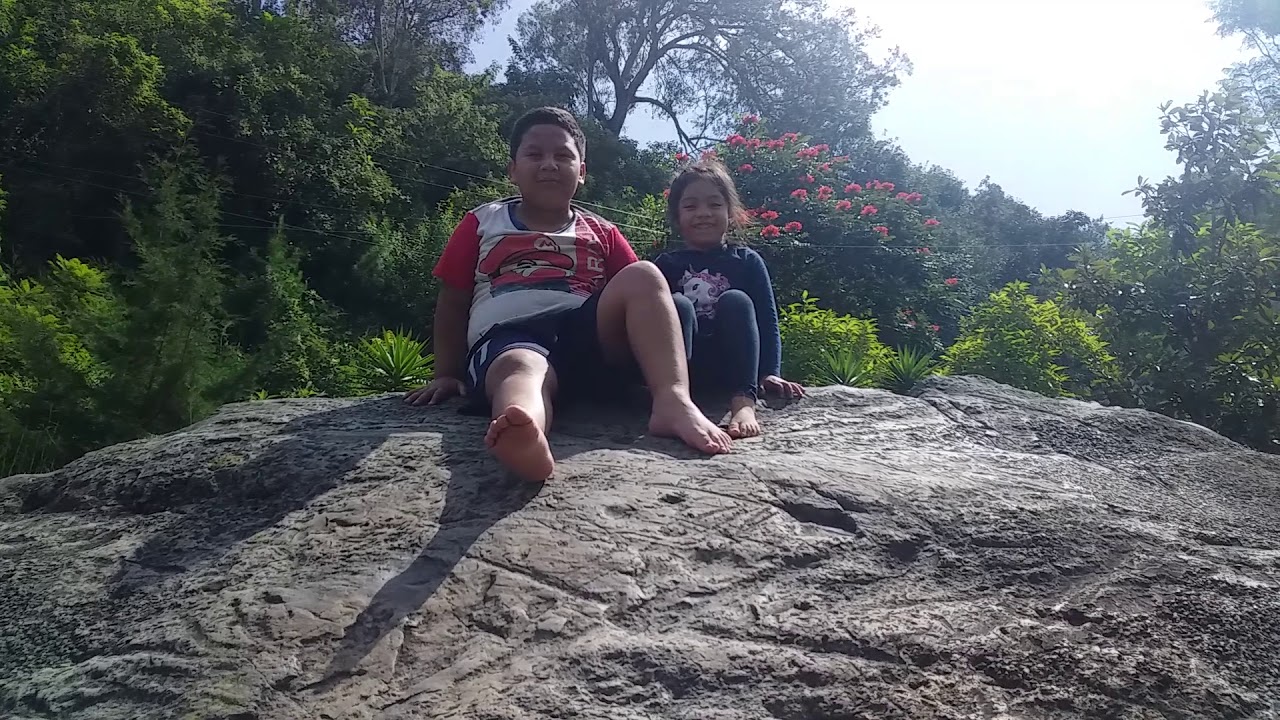 flaca en la roca(1) - YouTube