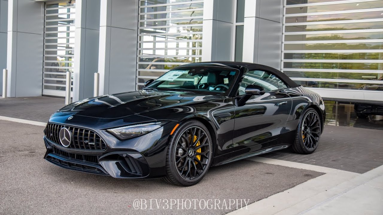 A Brief walk around of the all new 2022 AMG SL63! - YouTube
