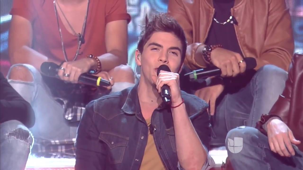 Band 1 Sings “Nota de Amor” by Carlos Vives and Wisin Ft Daddy Yankee ...