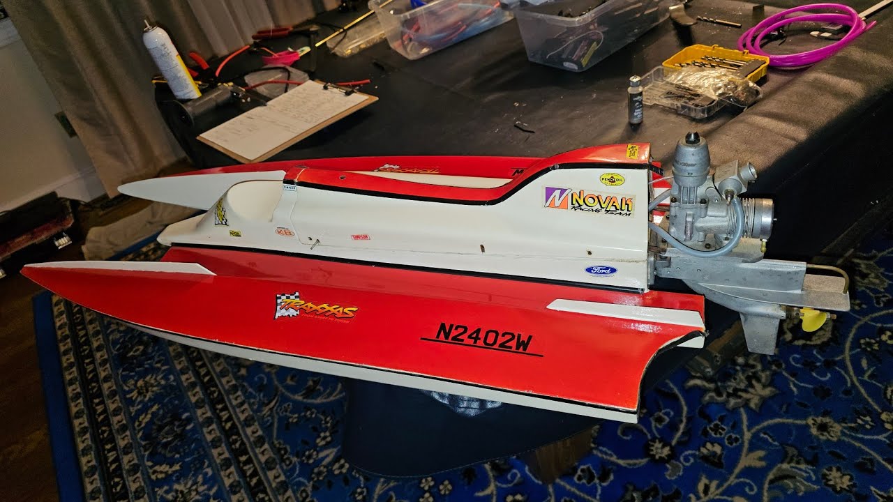 Vintage Tunnel Hull RC boat. K/B 7.5 Nitro Outboard. Near Mint ...