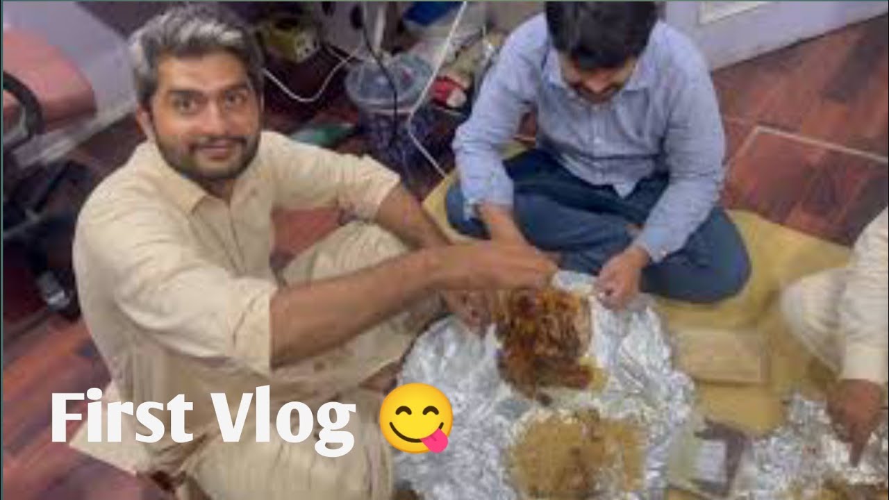 My First Vlog - Pakistani food || Zeeshan Adventures - YouTube
