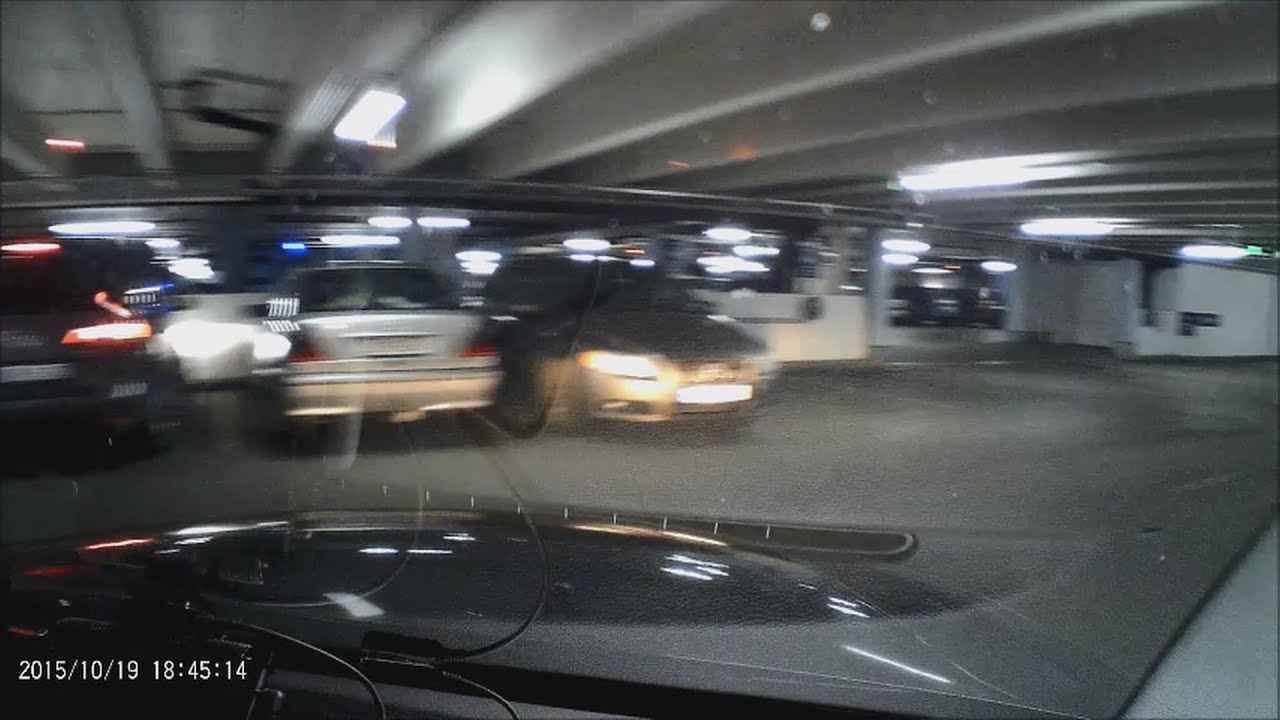Ednet Dash cam 87230 - YouTube