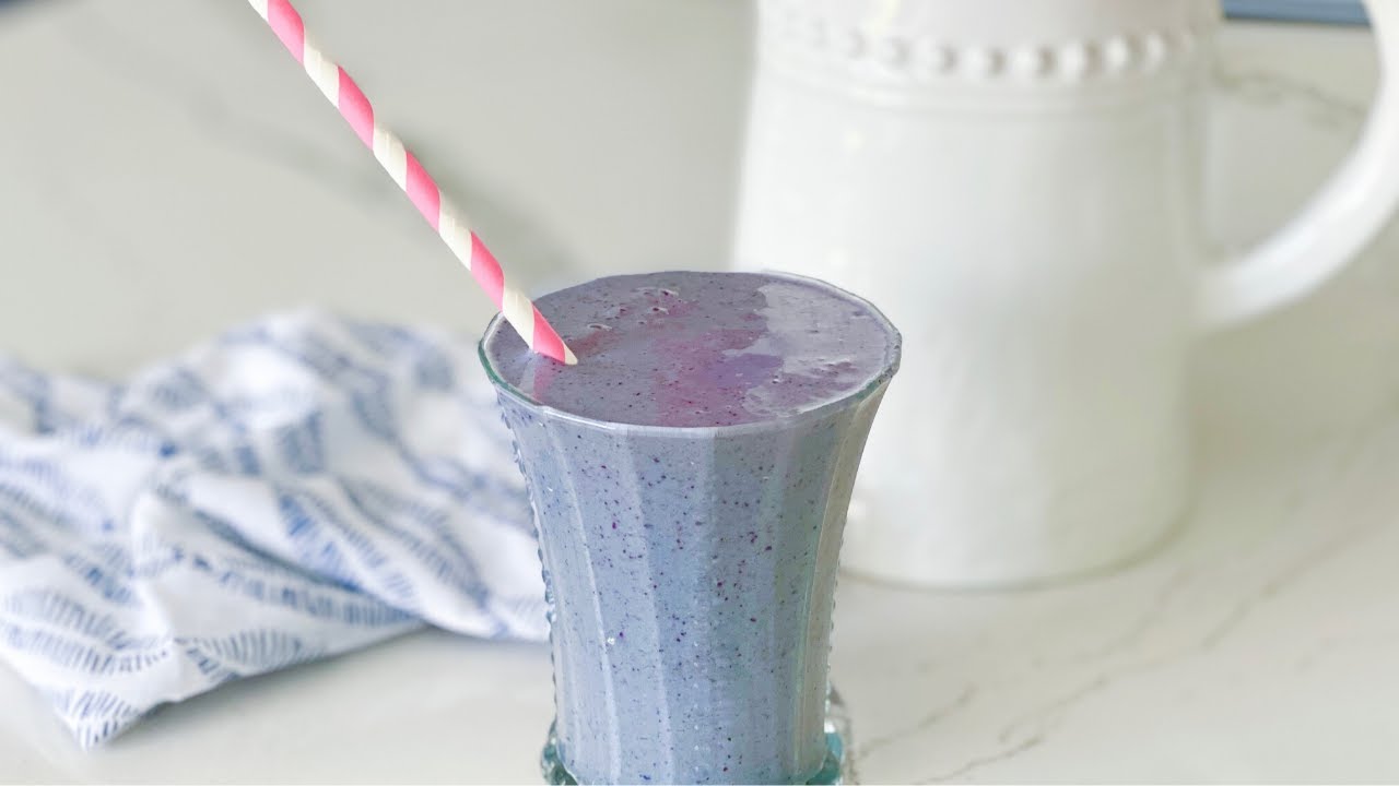 The Blue Magic Smoothie Recipe- Immune building with antioxidants - YouTube