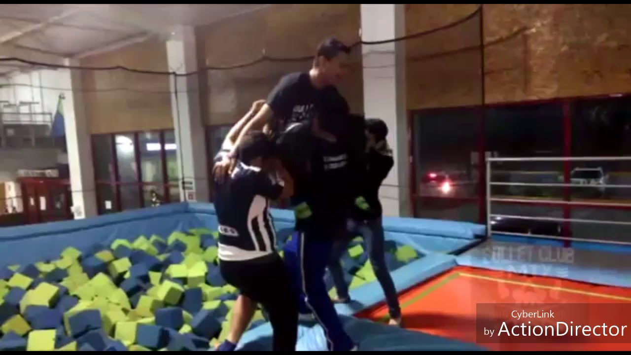 WWE MOVES IN A TRAMPOLINE PARK !!! - YouTube