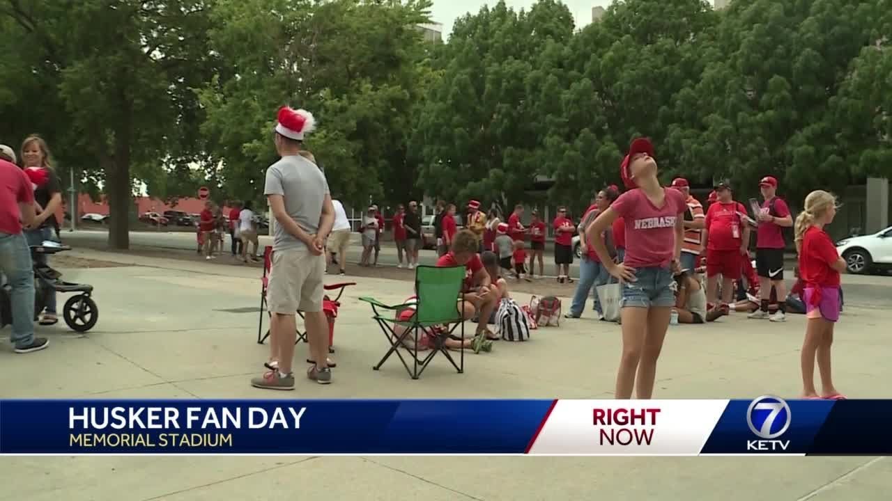 Live Updates Huskers Welcome Fans Into Memorial Stadium