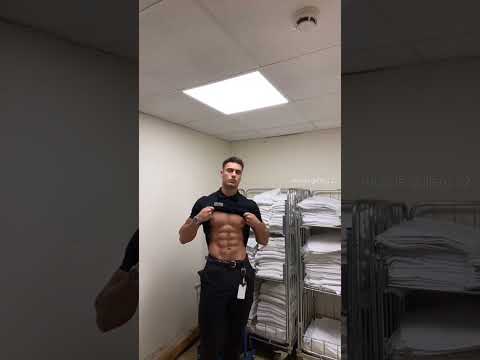 Do you like handsome guy with eight pack abs?💥🔥ariakaltun🔥