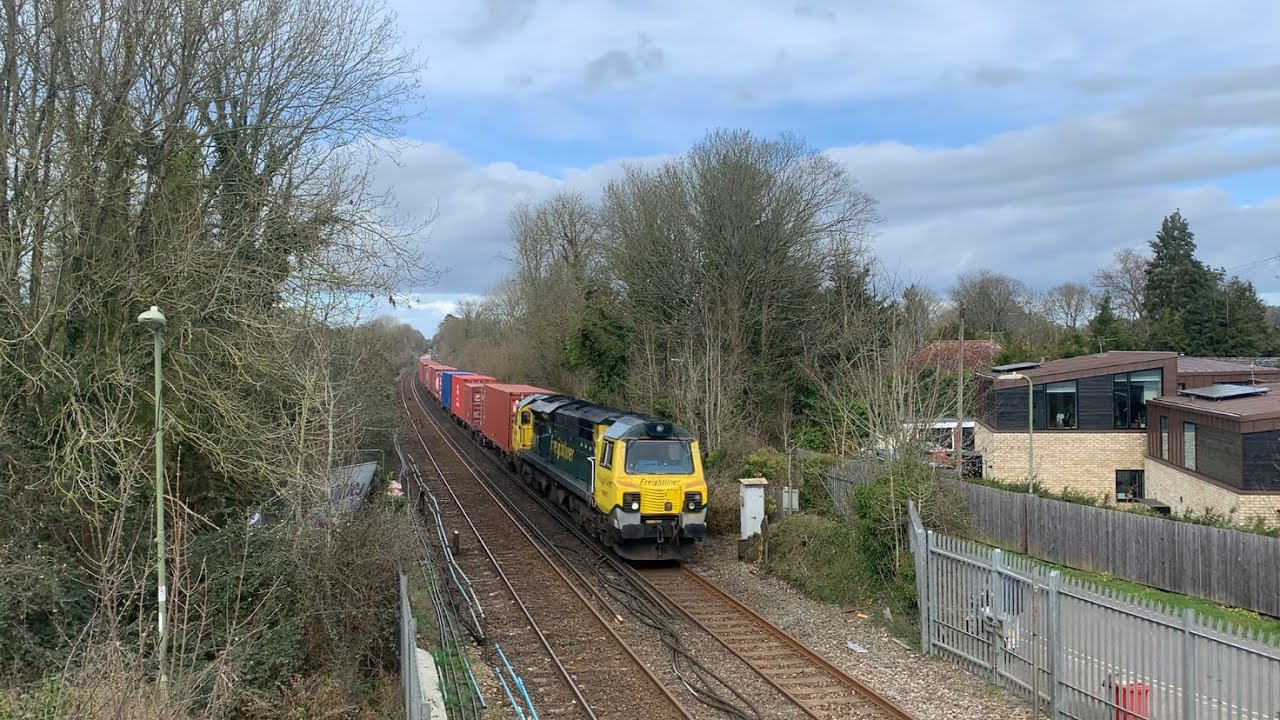 Class 70 + 444 Desiro | 70007 + 444016 | Crossover | Freightliner + SWR ...