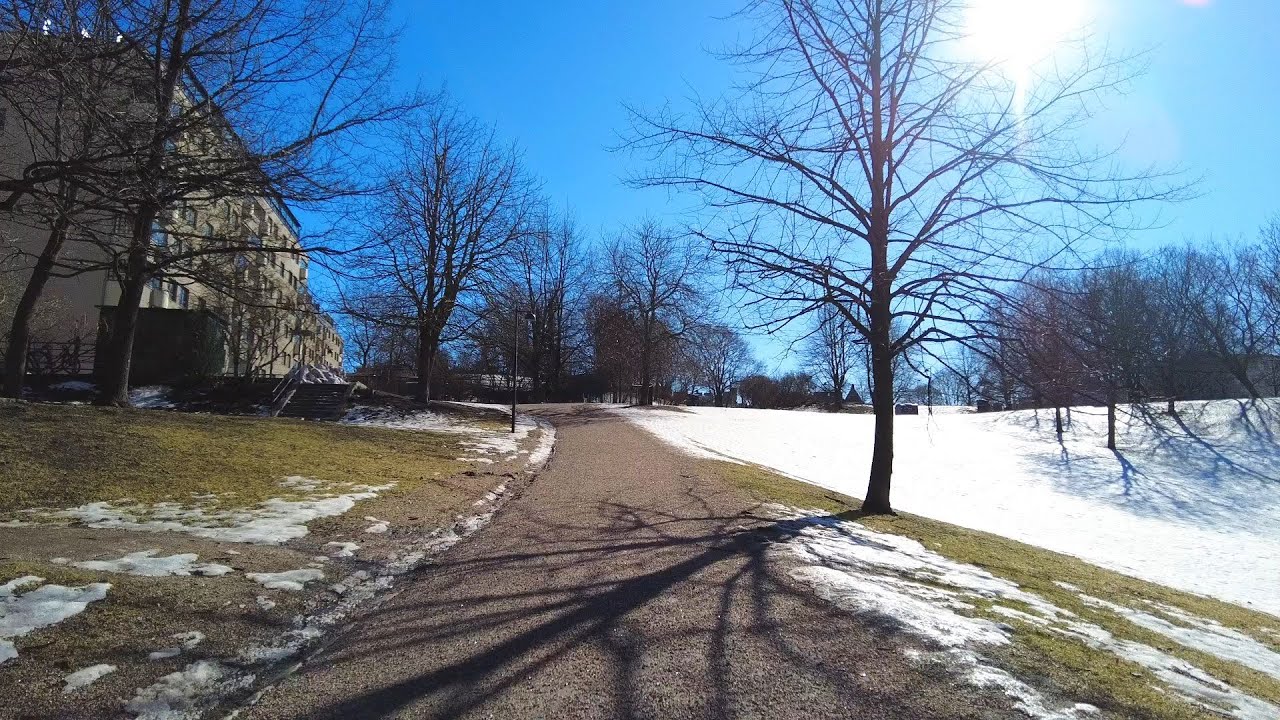 ...and the Sun is back! Amazing Spring weather walk in Punavuori ...
