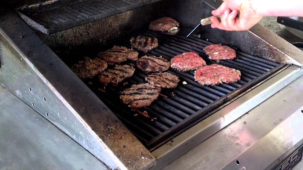 Grilling burgers on a Tec Infrared pt 2/3 - YouTube