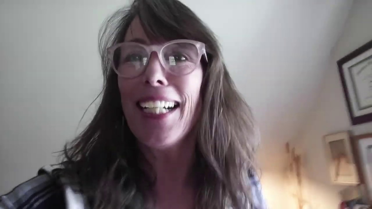 Teacher Tours, Ms. Weaver's Home Office! - YouTube