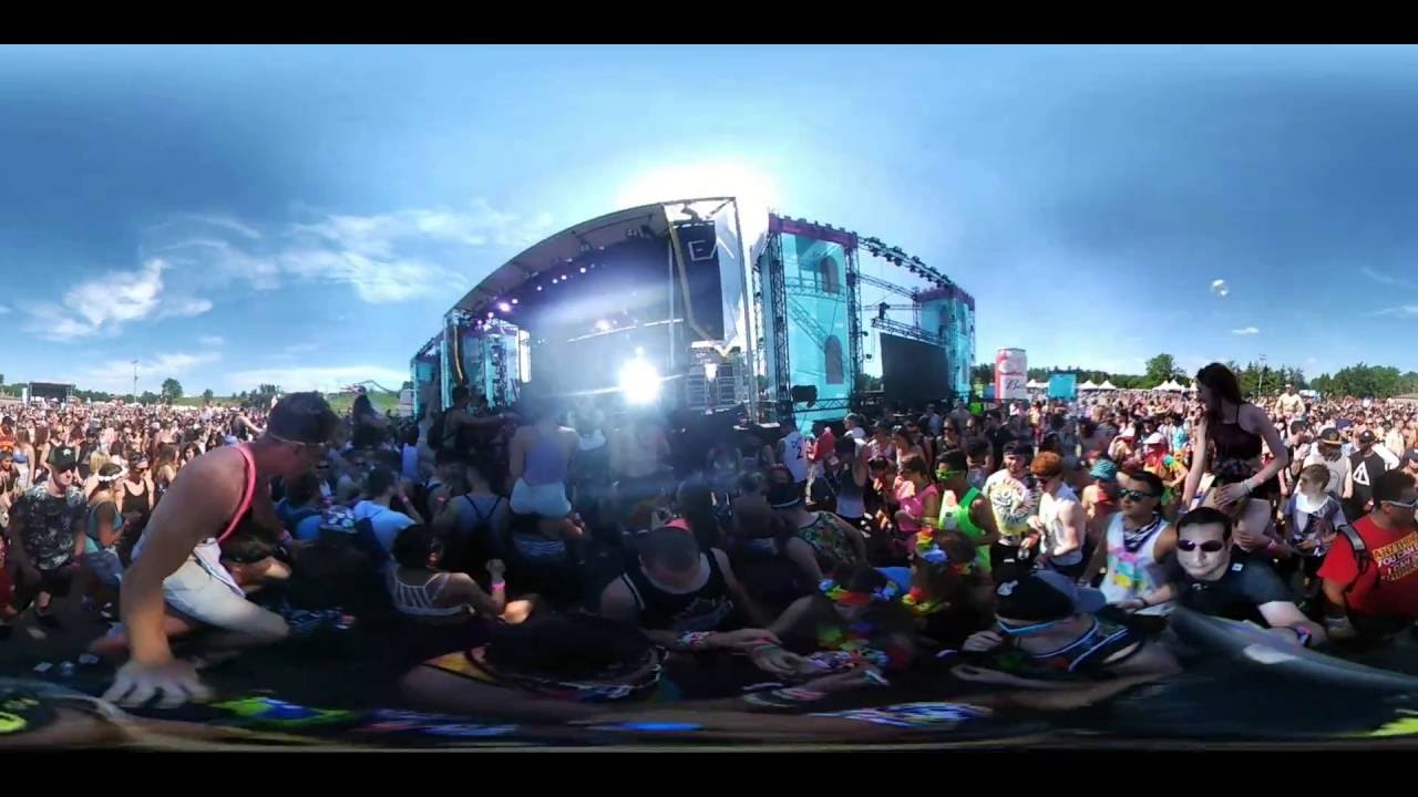 360° In Crowd At EDM Festival DJ Gets Girls On Shoulders - Ever After ...