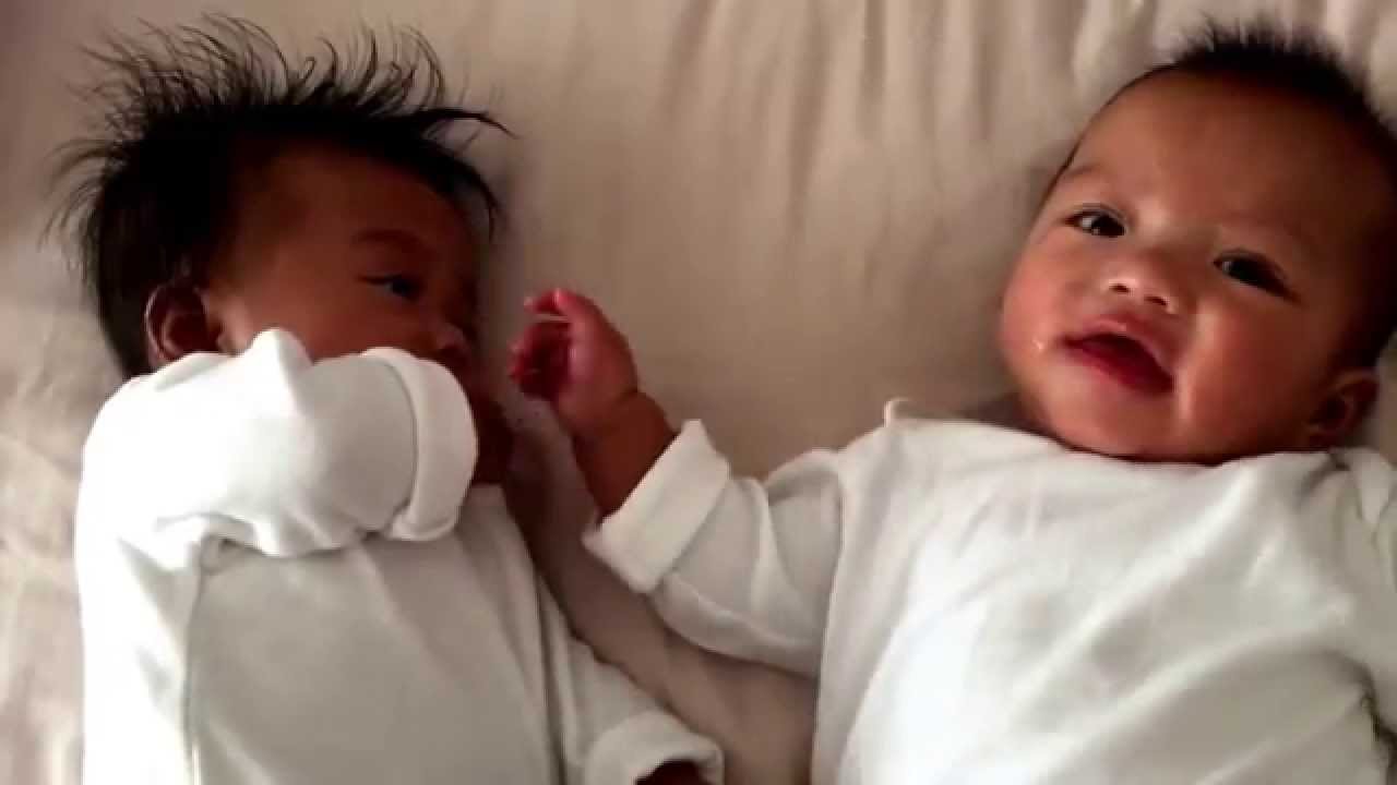 Twins Thumb Sucking Contest Youtube 5152