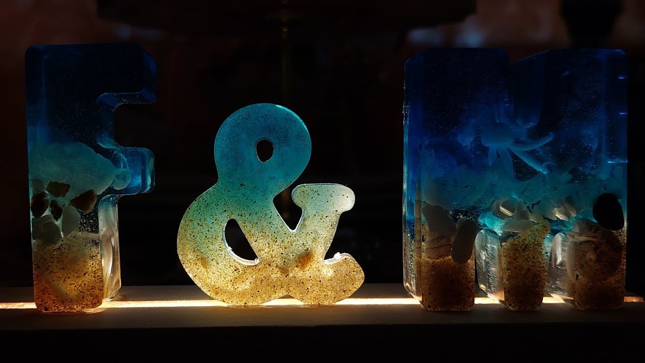 Crafting alphabet lamp / epoxy resin lamp / diy light , beach them lamp ...