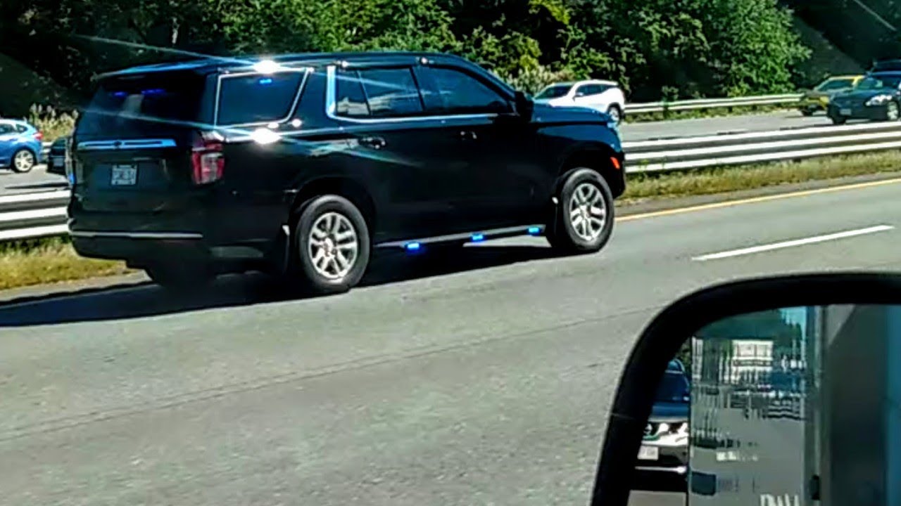 (Code 3) NEW Unmarked State Police Tahoe responding Fast - YouTube