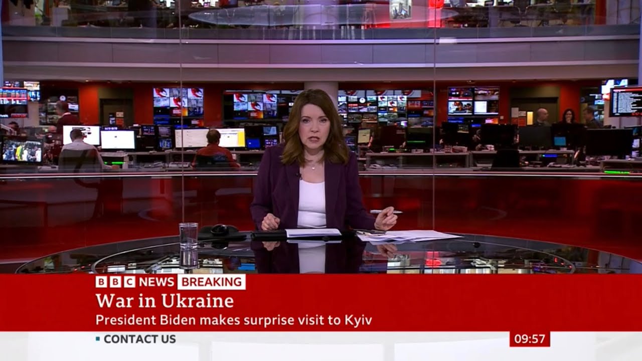 Camera reposition on BBC News - YouTube