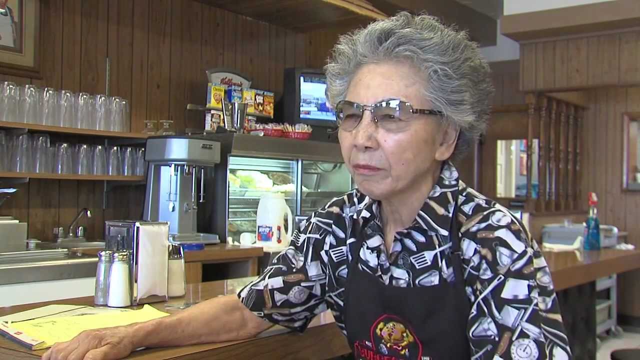 Burgess Grill in Lawton Oklahoma - KSWO Reporter Scott Miller - YouTube