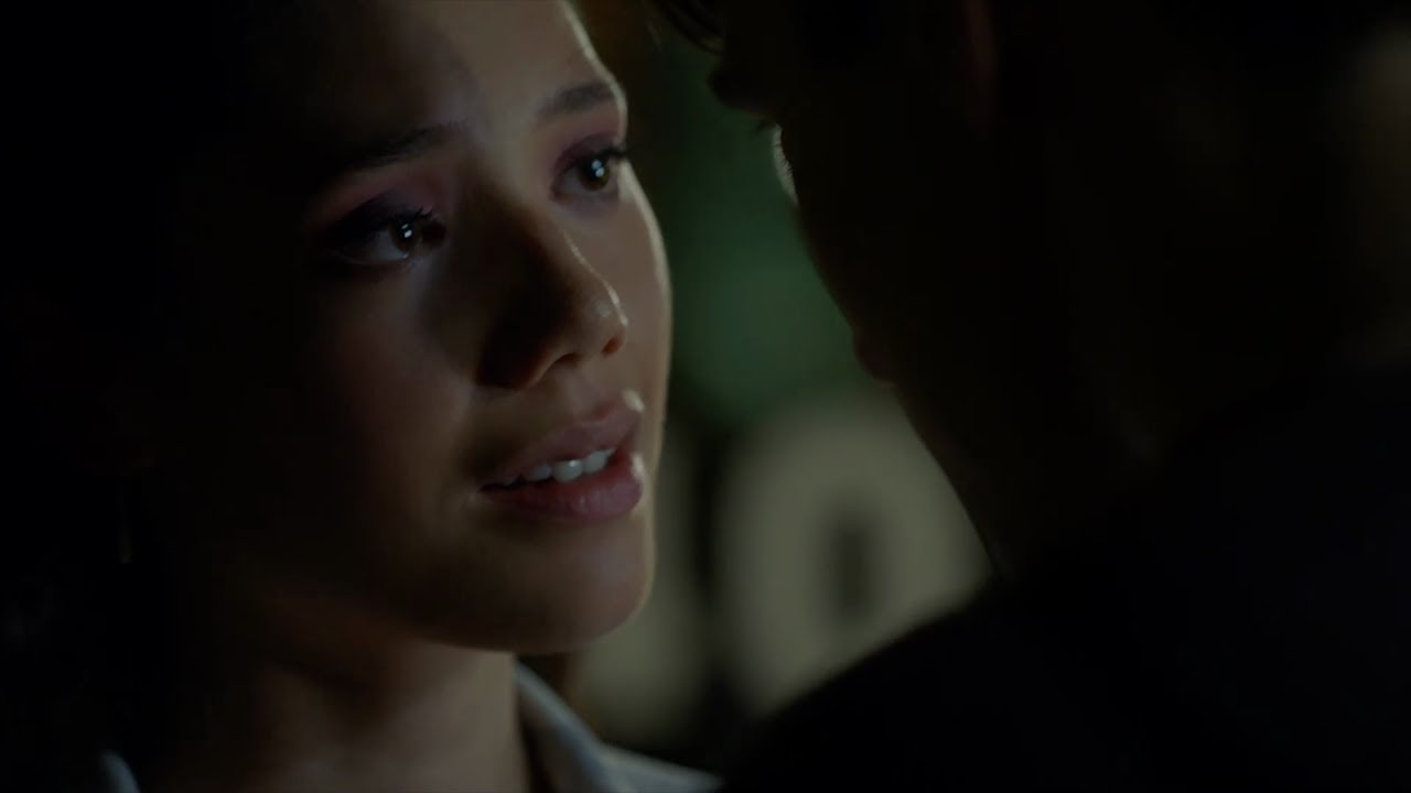 Violet & Hawkins Get Back Together & Kiss on Chicago Fire 11x01 (Sept. 21, 2022) - YouTube