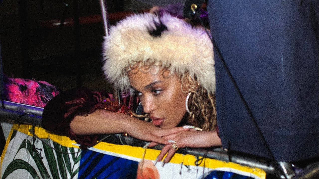 FKA twigs - pamplemousse (sped up) - YouTube