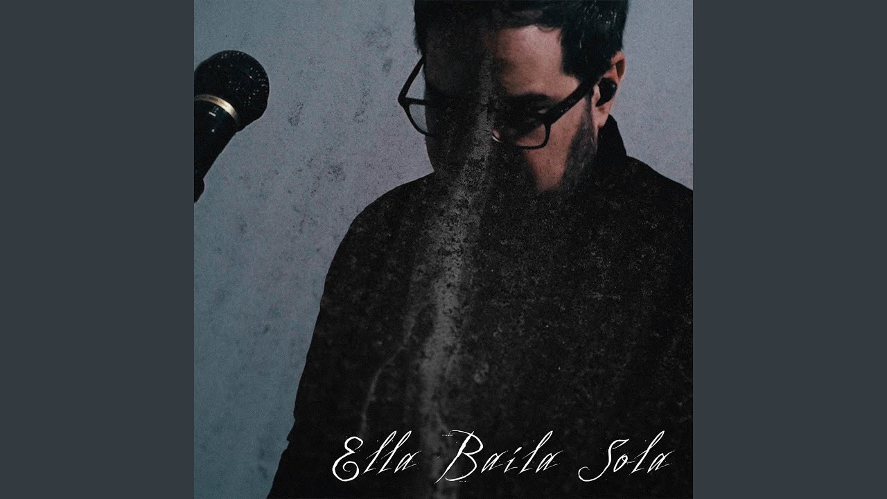 Ella Baila Sola (Versión Emo) - YouTube