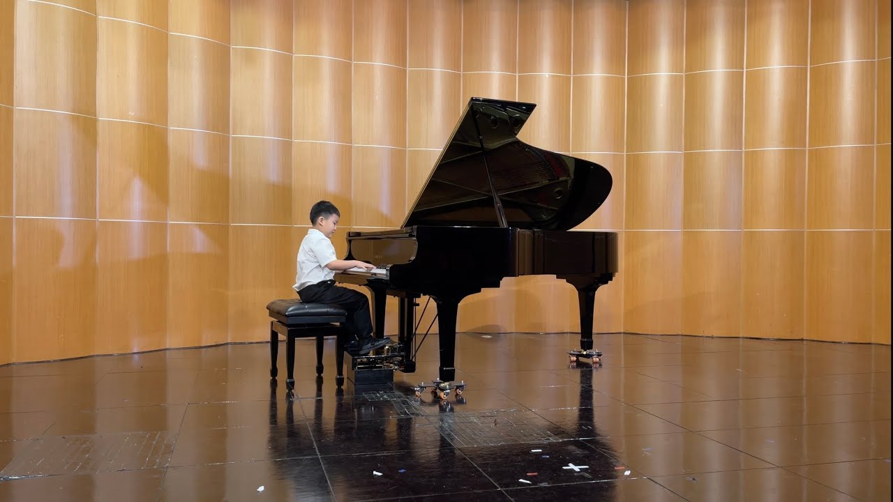 午夜狂想曲 Midnight Rhapsody - Melody Bober - YouTube