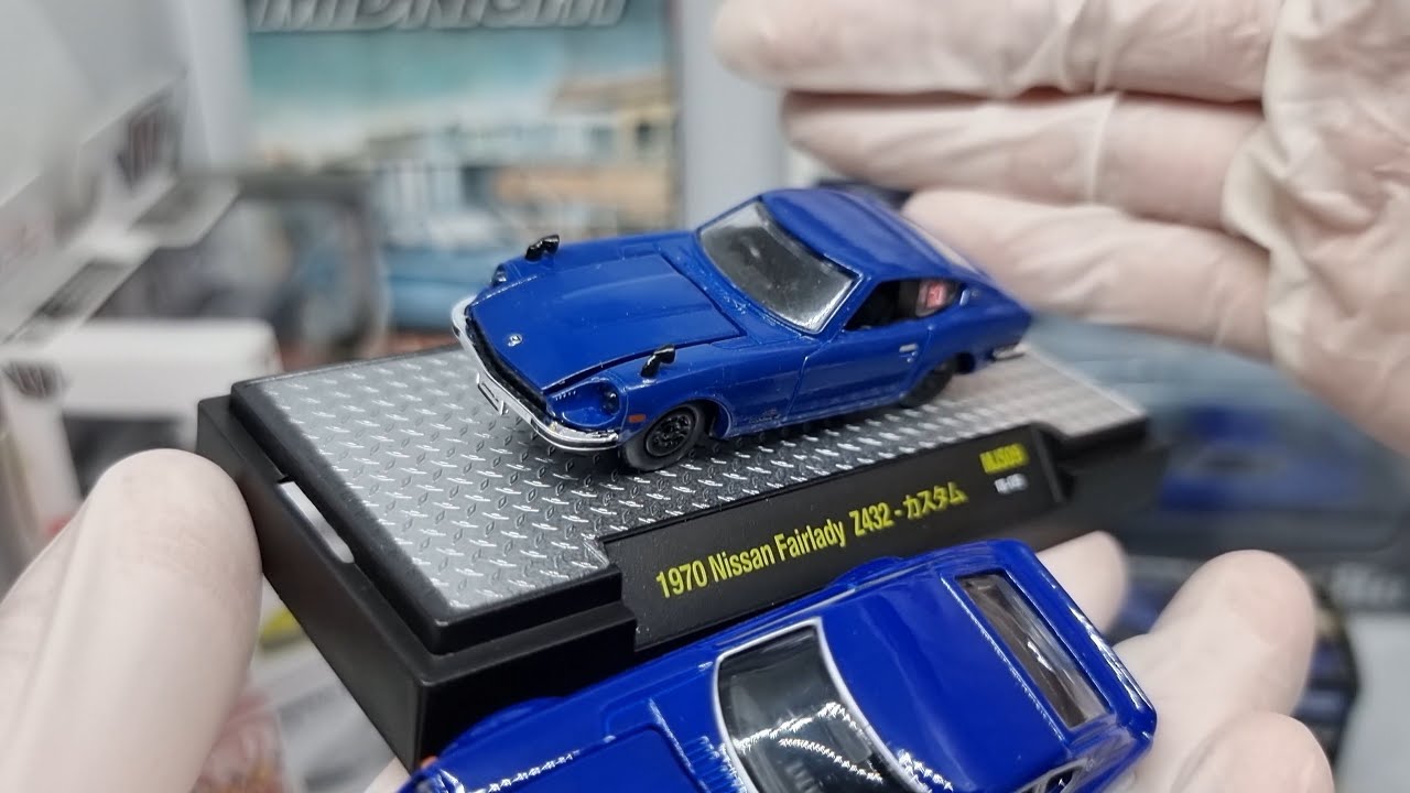 M2 Machines Nissan Fairlady Z432 vs Tomica Premium Fairlady Z - Comparison - YouTube