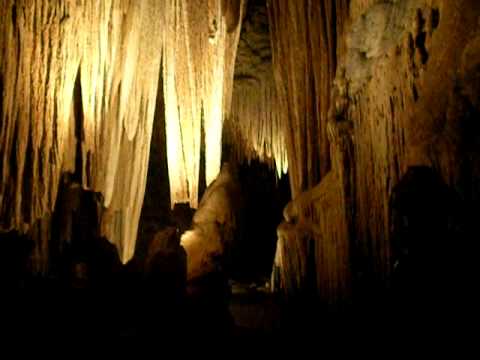 Luray Caverns--the stalactite organ (Virginia) - YouTube