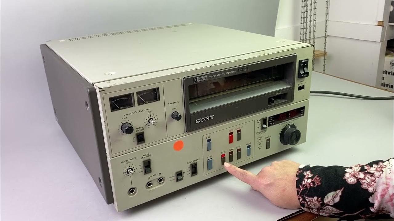 Sony VO-5800 U-Matic Videocassette Editing Player/Recorder with Tapes - YouTube