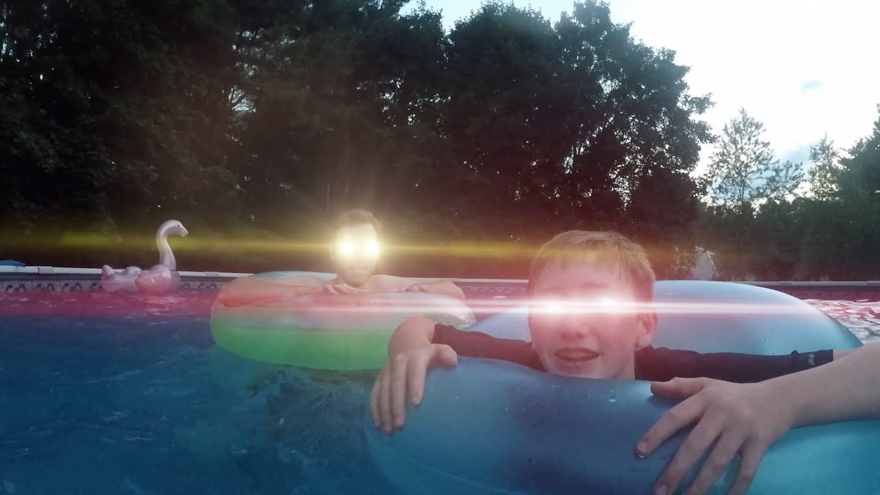 MaKiNg A vLoG wITh My FrIeNd! - YouTube