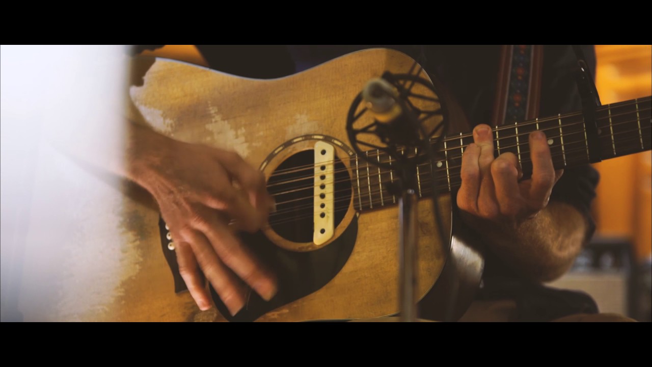 JORDAN MAC - Constellations - Live @ Poons Head Studios - YouTube