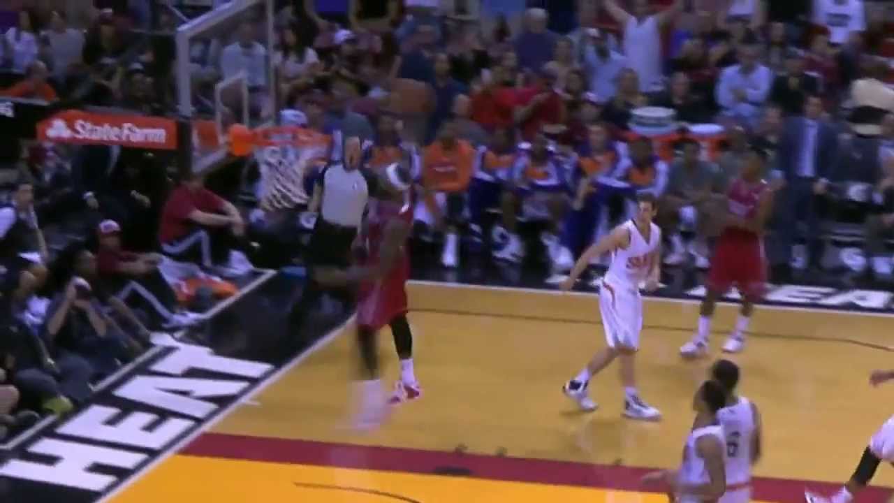 LeBron James' MONSTER 1 handed dunk vs. Suns (Dunk of the Night) - YouTube
