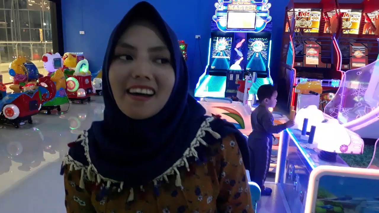 Permainan Time Zone di MB2 Batam - YouTube