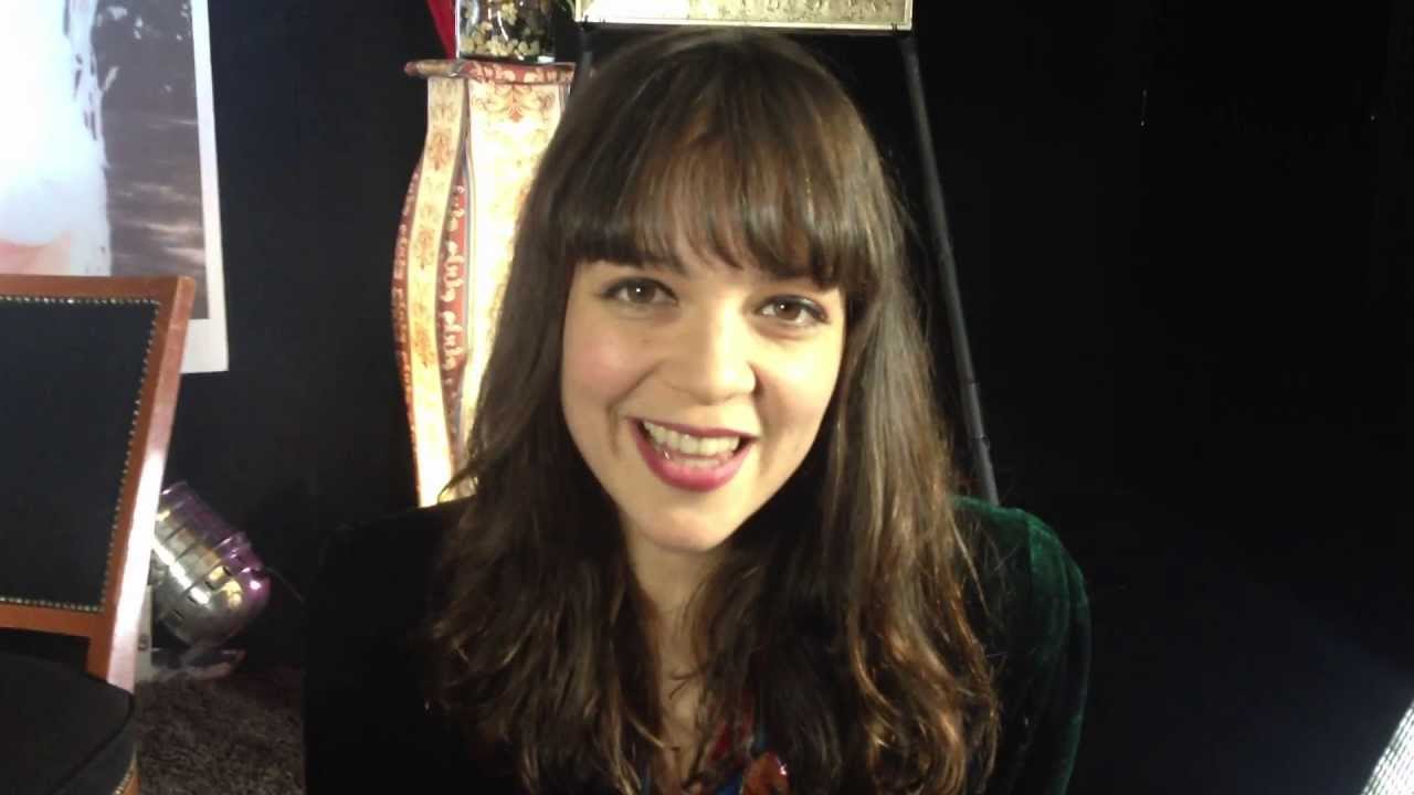 Natalia Lafourcade invita a su concierto en El Plaza Condesa - YouTube