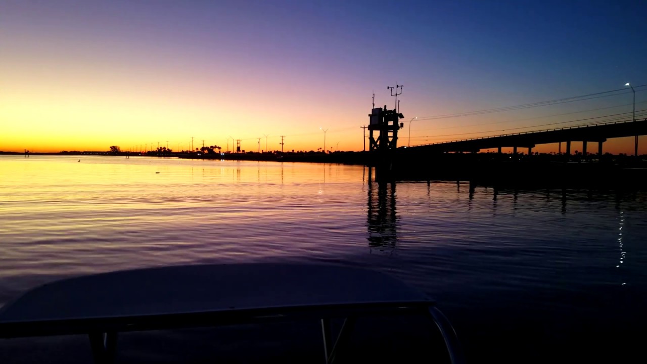 A beautiful morning in Texas - YouTube