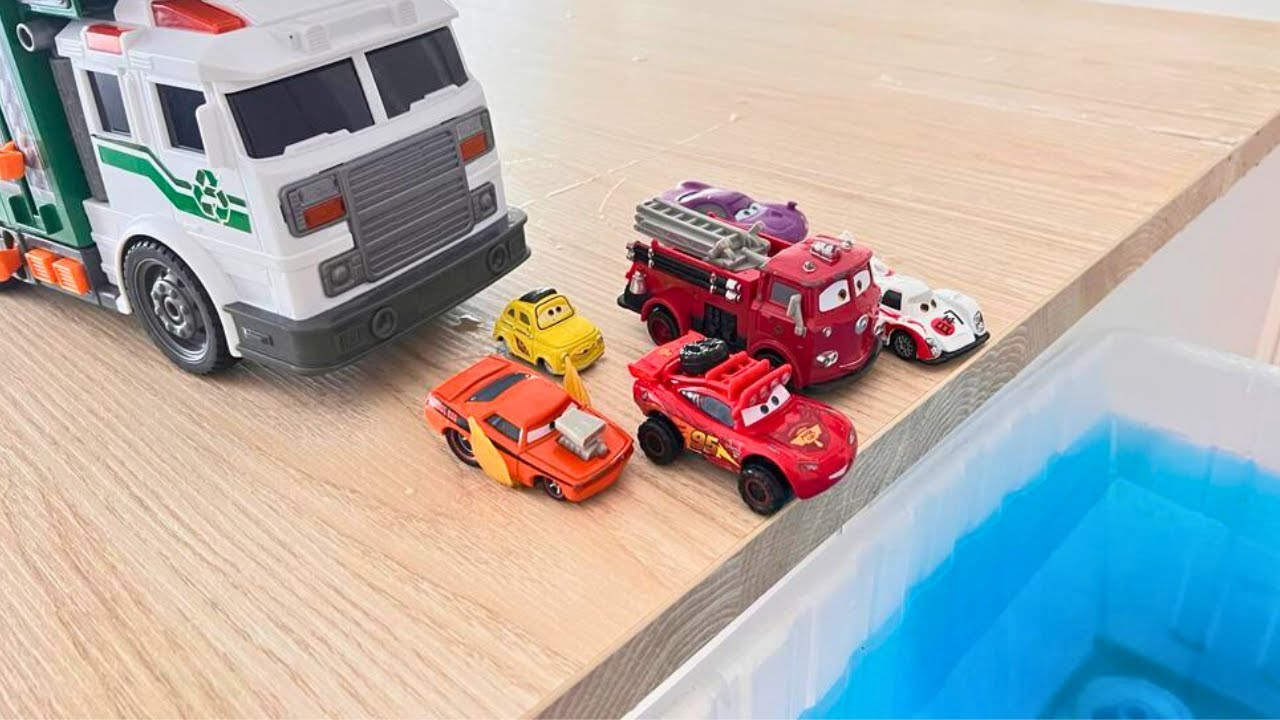 Fishing Lightning McQueen kids toy cars from deep water. Disney Pixar ...