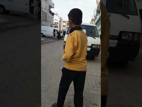 Adres sorarken dayak yedik