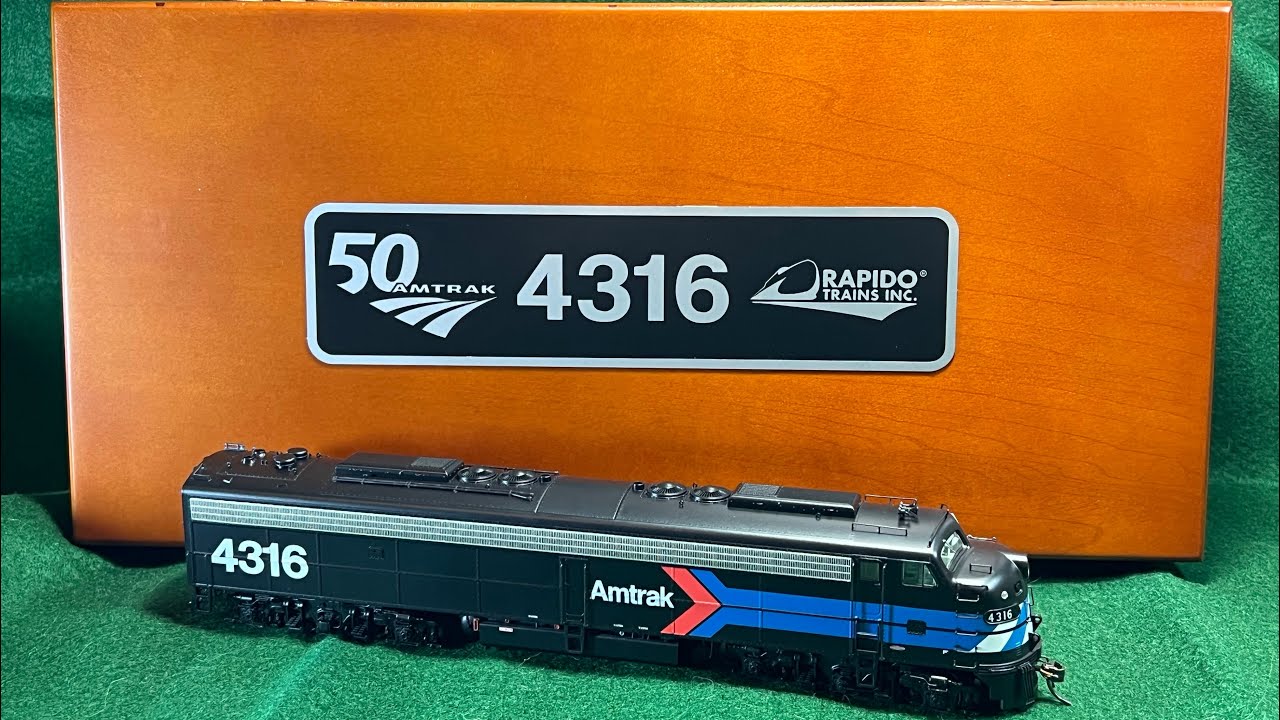 RAPIDO HO scale EMD E8A Amtrak #4316 Early Day One Black Scheme - YouTube